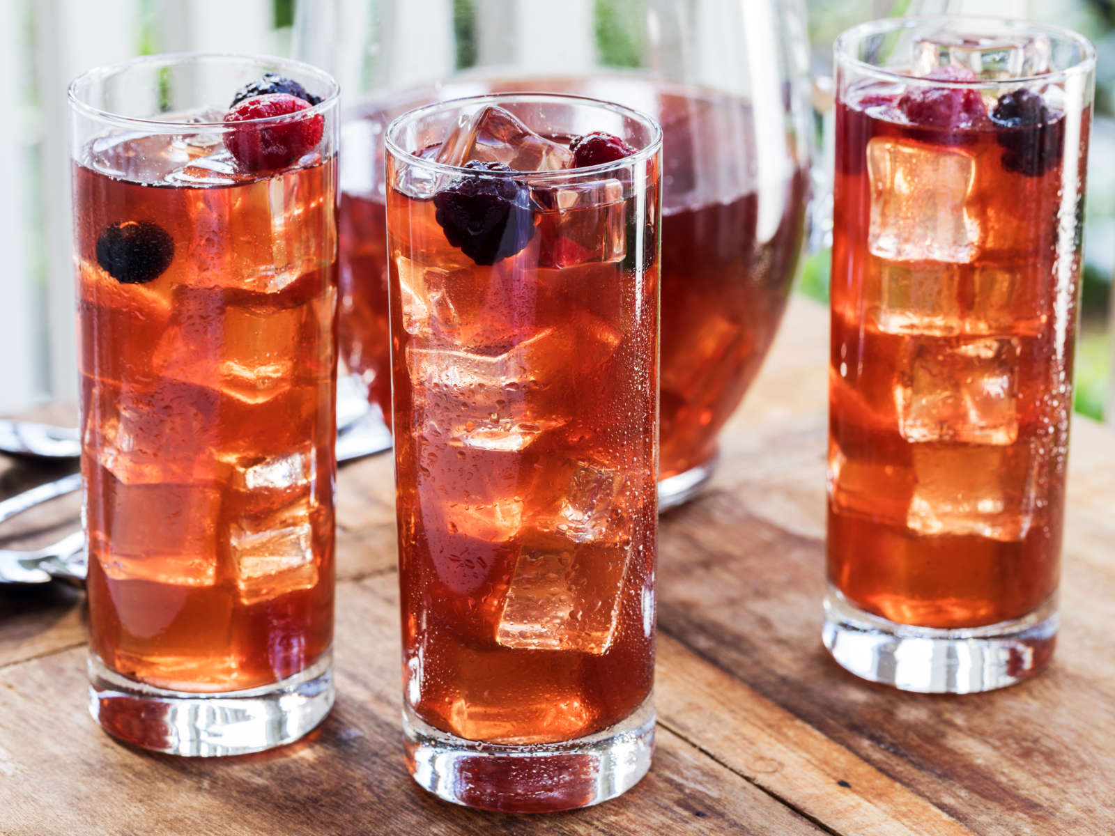 Feeling Thirsty? Check Out These 5 Quick Vimto Recipes | Local Bahrain